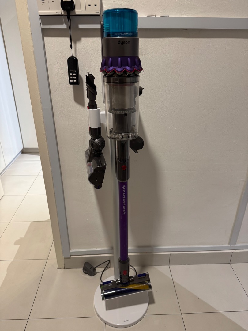 Dyson Gen5detect Complete Floor Doc, TV & Home Appliances, Vacuum ...