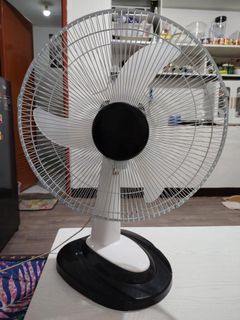 Midea Electric Fan, Furniture & Home Living, Lighting & Fans, Fans on ...