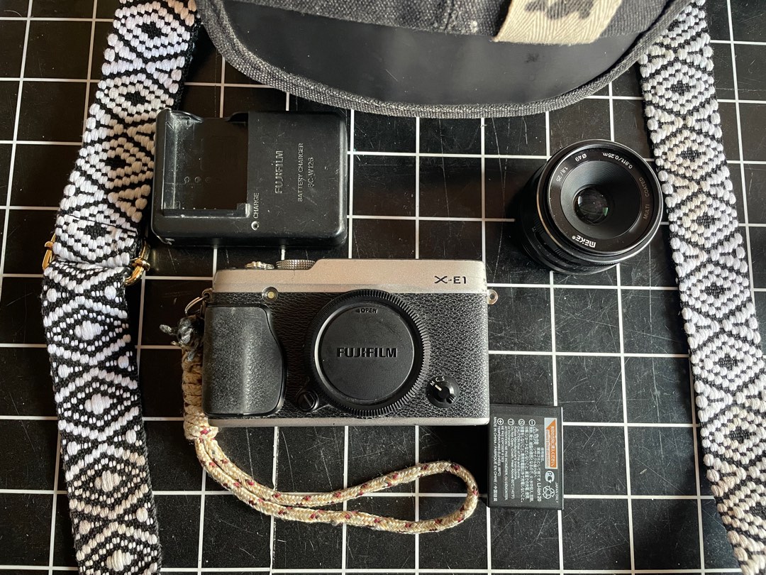Fujifilm X-E1 Fullset body With Meike 35mm f1.8 lens, Photography ...