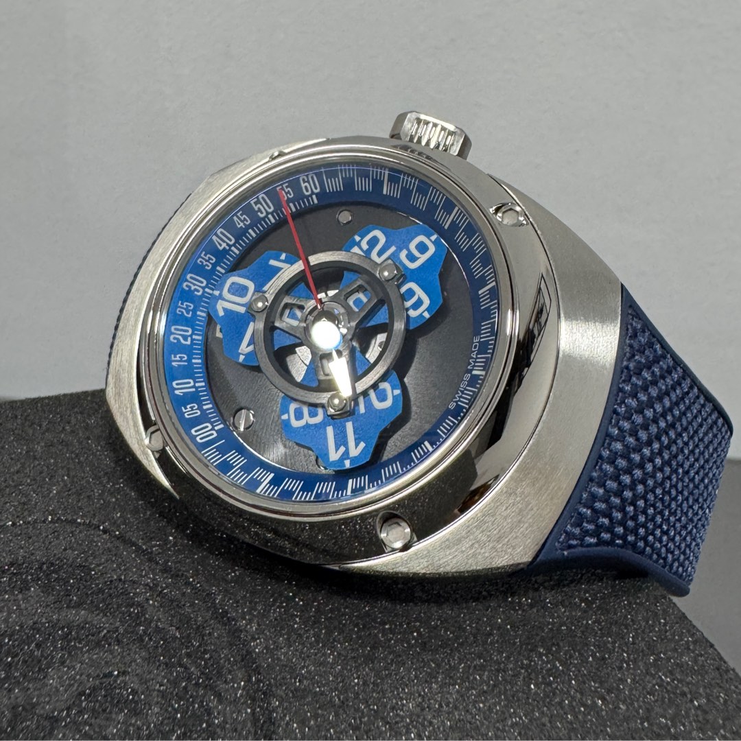 Gorilla Watches Wandering Hours Outlaw Drift LE, Men's Fashion, Watches ...