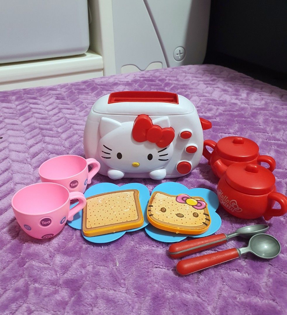 Hello Kitty Tea Set, Hobbies & Toys, Toys & Games on Carousell