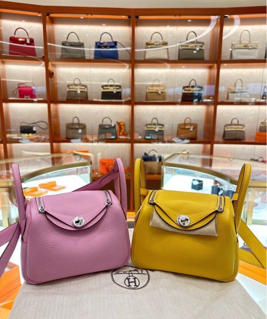 全新Hermes Mini Lindy Sun, X9, Blue Nuit, Etoupe / 95新 Hermes Mini Lindy ...
