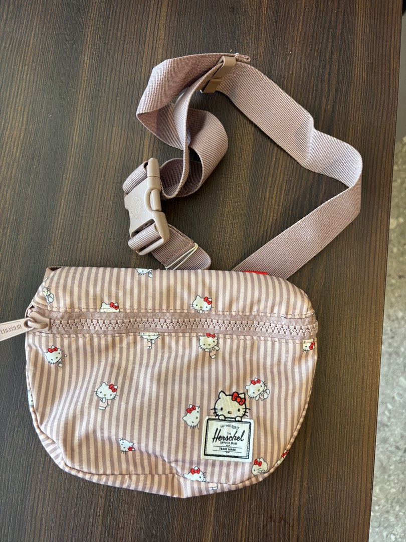 Herschel Hello Kitty Bum bag, Women's Fashion, Bags & Wallets, Cross ...