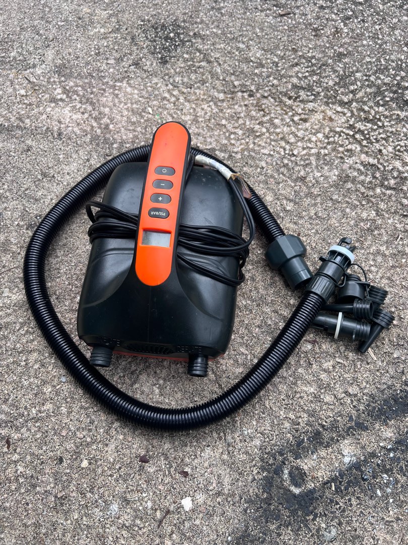 Inflatable kayak pump, Sports Equipment, Fishing on Carousell