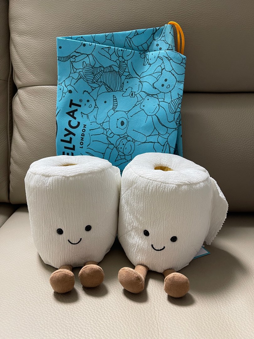 Jellycat Tissue Roll 廁紙, 興趣及遊戲, 玩具 & 遊戲類 - Carousell