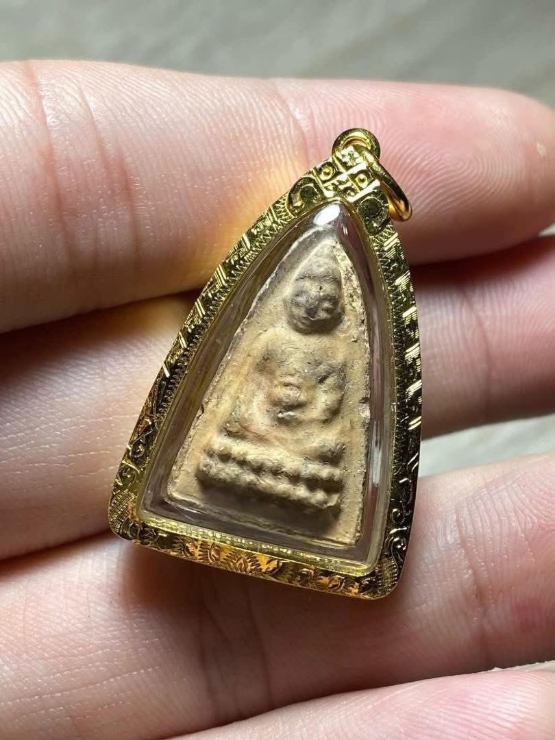 Khun Mae Boon Ruen Putto Noi, Hobbies & Toys, Memorabilia ...