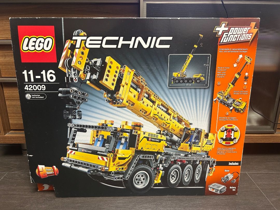 Lego 42009 Mobile Crane Mk II (全新 但 盒殘）, 興趣及遊戲, 玩具 & 遊戲類 - Carousell