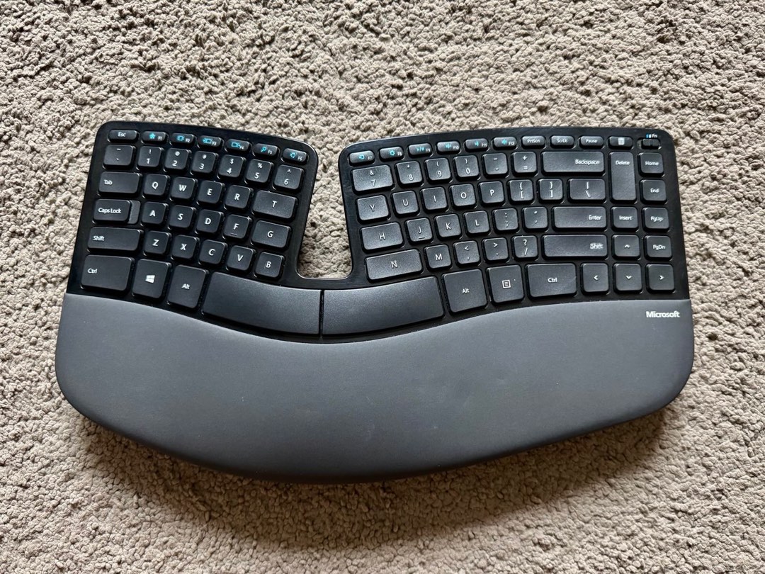 Microsoft Sculpt Ergonomic Keyboard人體工學, 電腦＆科技, 電腦周邊及配件, 電腦鍵盤及相關產品 ...