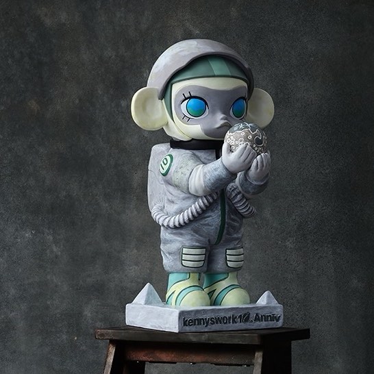 Molly Anniversary Statues Classical Retro - Twinkle Twinkle Little Moon ...