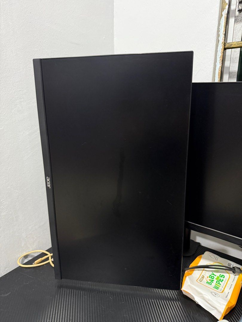 Monitor Setup MSI 27inch and Acer Nitro 24 inch, Computers & Tech ...