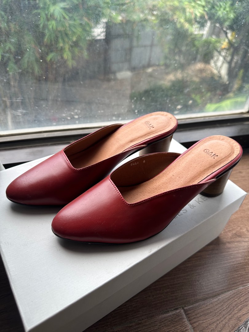 Oak the Label Heels in Red, Women's Fashion, Footwear, Heels on Carousell
