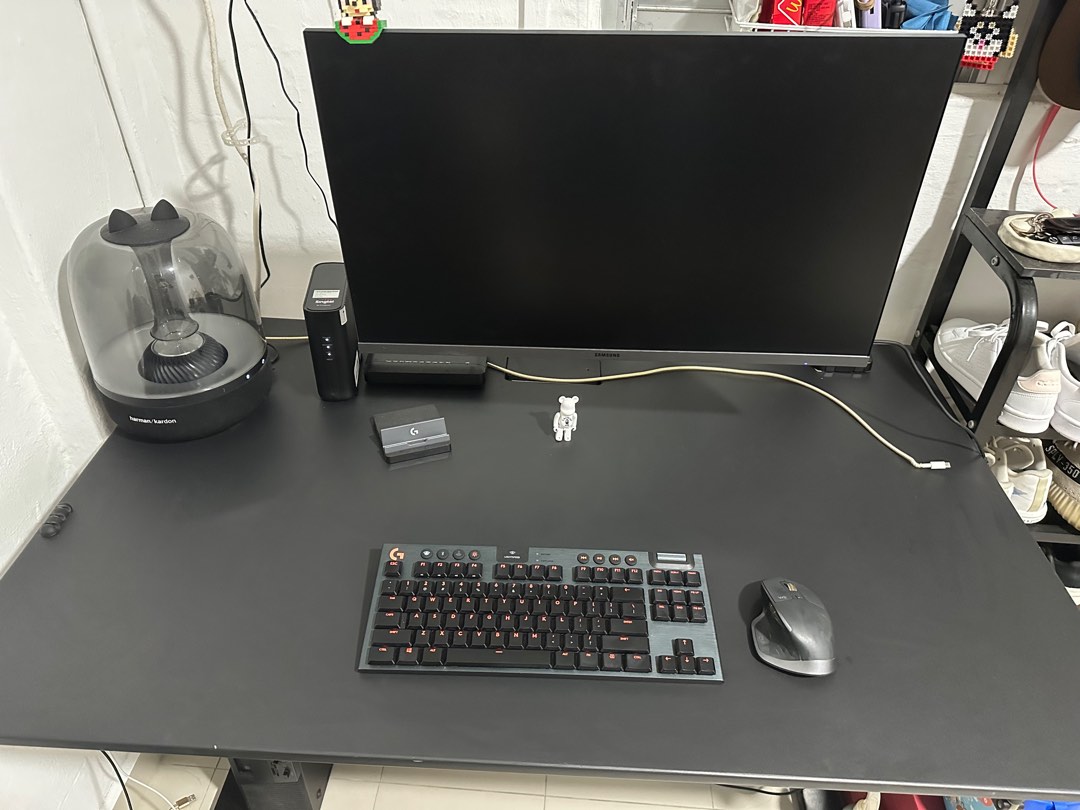 Omnidesk table, Computers & Tech, Parts & Accessories, Other ...