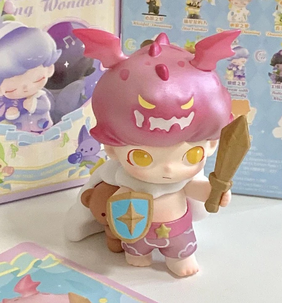 Popmart Dimoo weaving wonders - bear guardian wtt, Hobbies & Toys, Toys ...