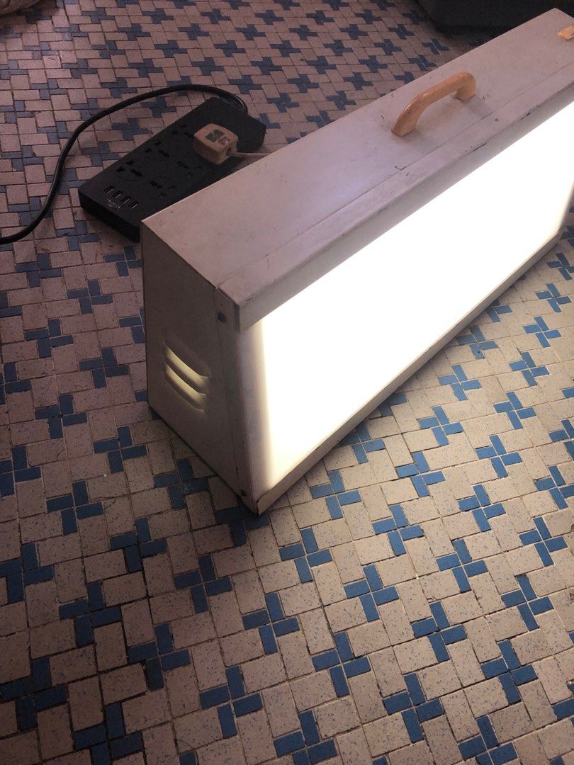 Retro cafe display Vintage Lightbox for slides negatives or tracing ...