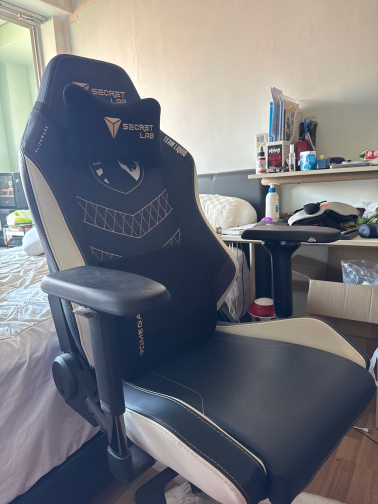 Secretlab team liquid chair, Furniture & Home Living, Furniture, Chairs ...