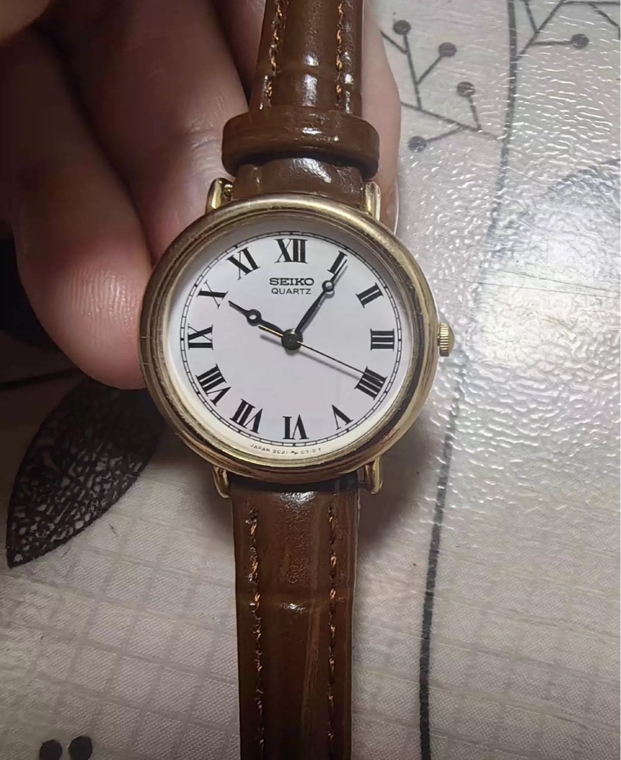 Seiko Roman Quartz Ladies, Men's Fashion, Watches & Accessories ...