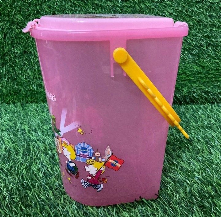 Snoopy Peanuts & His Friends Universal Studio Pink Tumbler Plastic ...