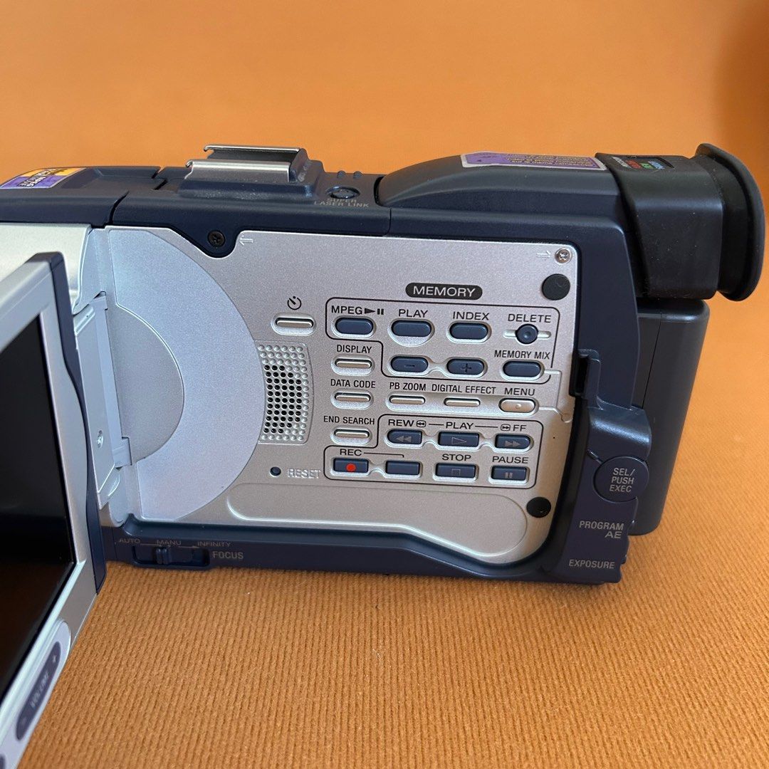 Sony DCR-TRV30E PAL handycam digital video camera camcorder mini dv, Photography, Video Cameras ...