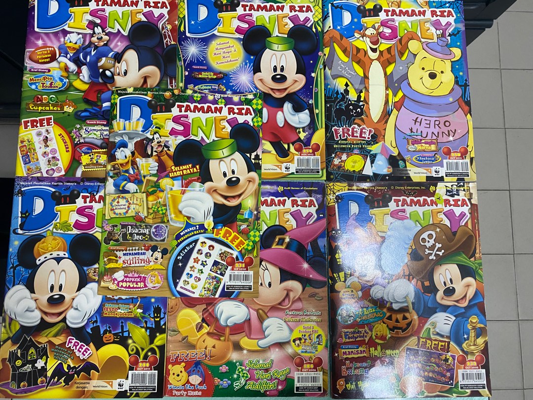 Taman Disney ria old version, Hobbies & Toys, Books & Magazines, Comics ...