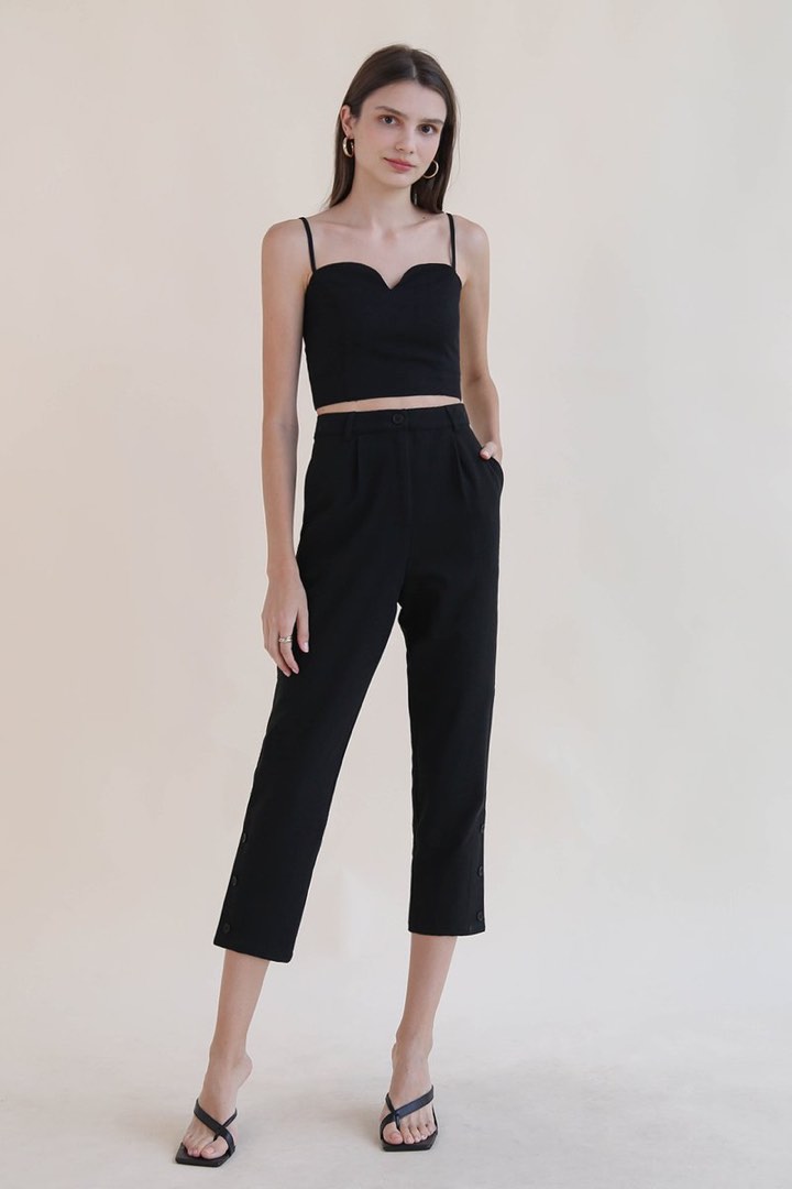 The Willow Label Zane Button Hem Pants Black, Women's Fashion, Bottoms ...