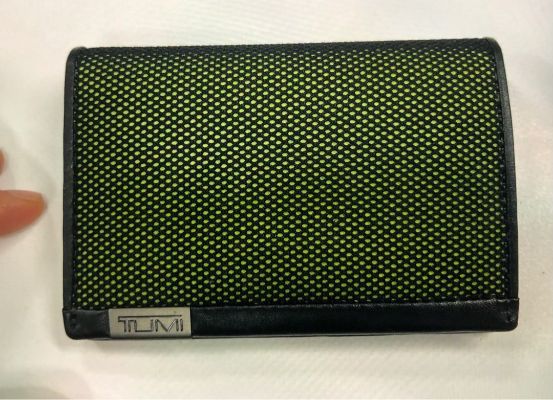 Tumi Reflective Tundra Alpha Travel Wallet card case 銀包, 男裝, 手錶及配件, 銀包 ...