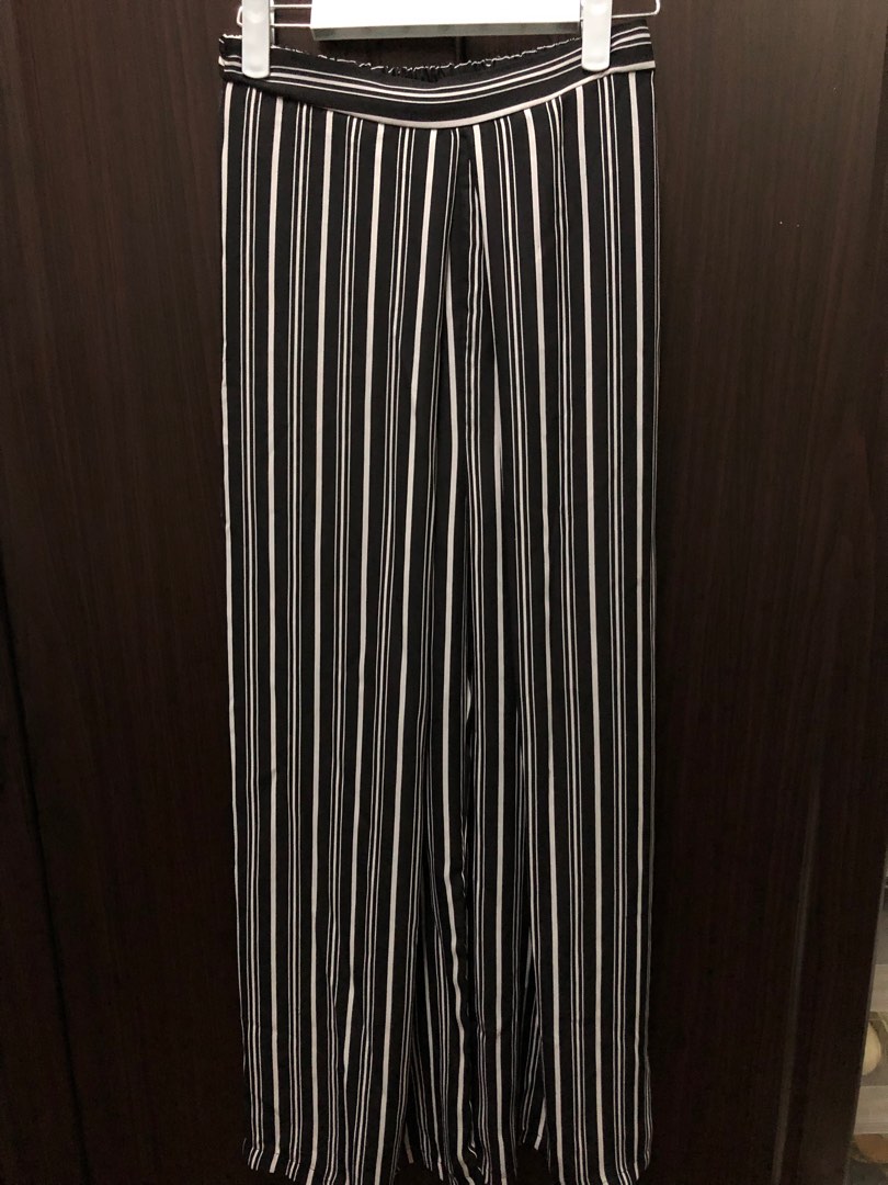 Unarosa black stripes garterized wide leg trousers culottes slacks ...