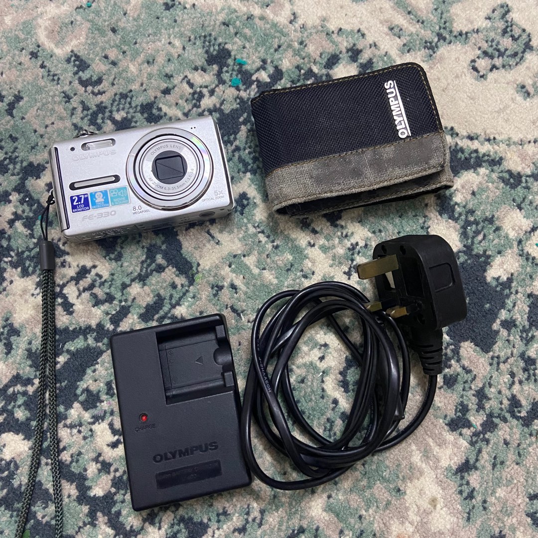 Vintage Olympus FE-330 Digital CCD Camera, Photography, Cameras on ...