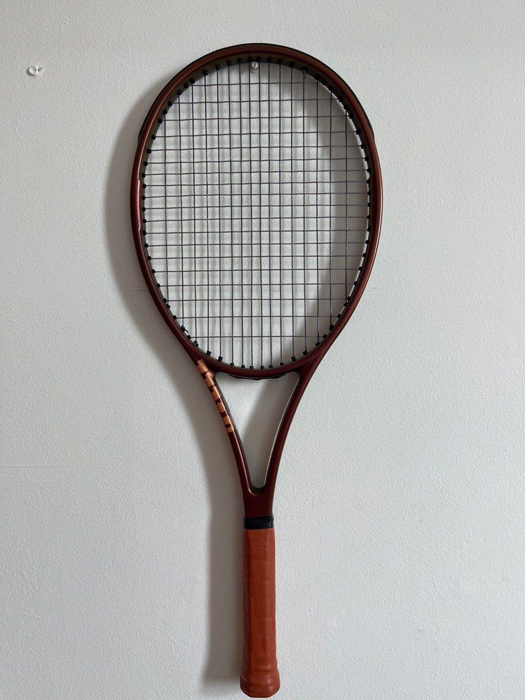 Wilson Pro Staff 97L v14 L3 Tennis Racket, Sports Equipment, Sports ...