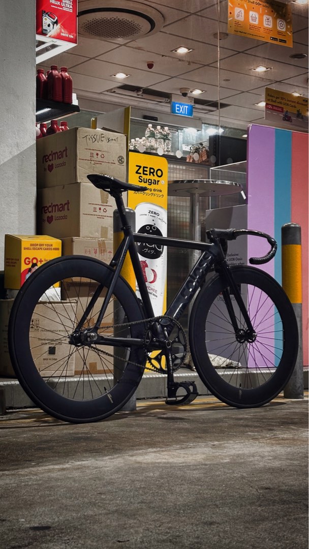 WTS/WTT Colossi Lowpro Blackout FB (READ DESCRIPTION), Sports Equipment ...