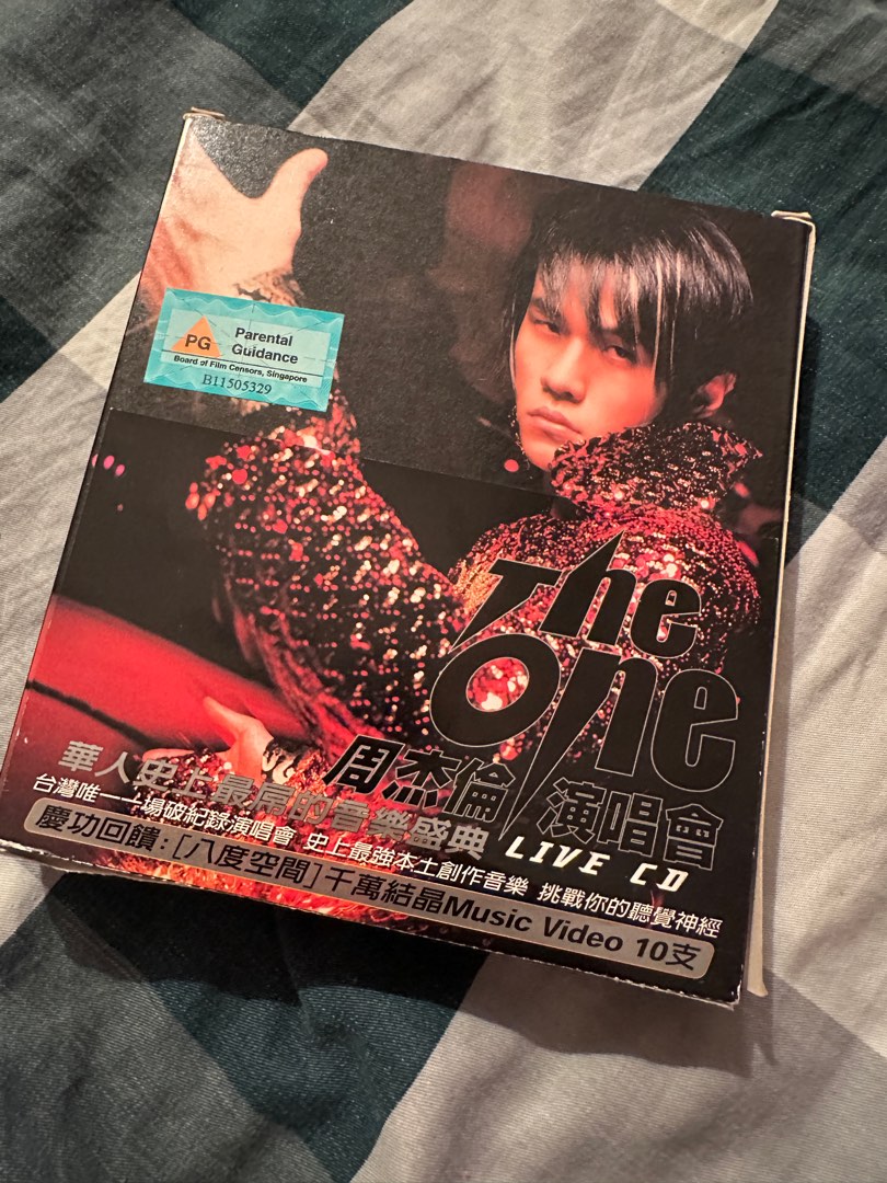 周杰伦 The One 演唱会 （新马版）2CD+VCD, Hobbies & Toys, Music & Media, CDs & DVDs on Carousell