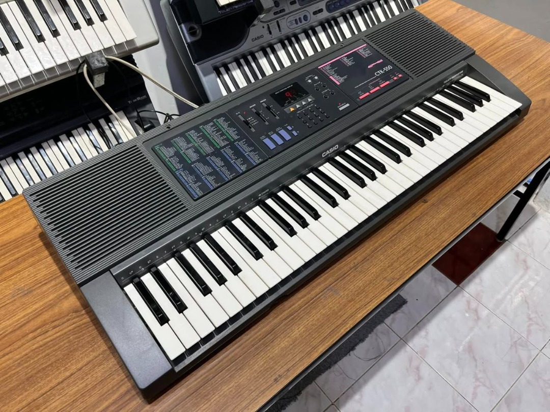 Casio CTK-550 Piano Keyboard Organ 61 Keys Touch Response, Hobbies ...