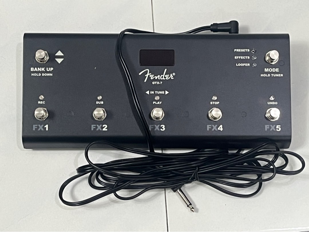 Fender GTX-7 Mustang GTX Amplifier Footswitch, Hobbies & Toys, Music ...