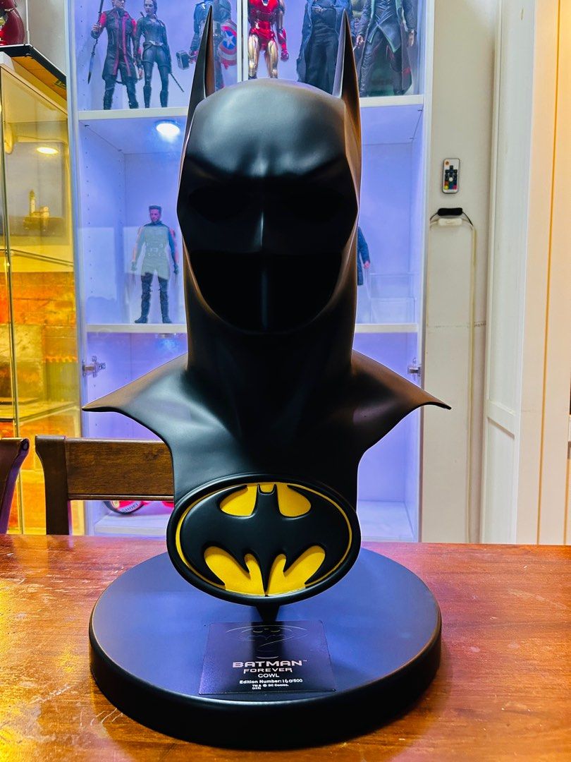 Hollywood Collectibles Group HCG DC Comics Prop Replica Batman Forever ...
