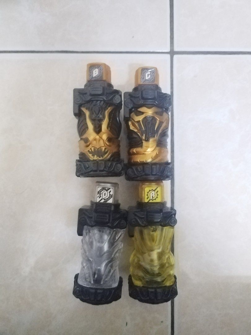 Kamen rider build pandora box and all fullset bottle dx/ko, Hobbies ...