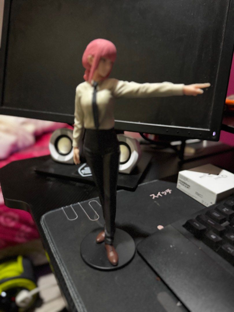 Makima Anime Figure, Hobbies & Toys, Toys & Games on Carousell