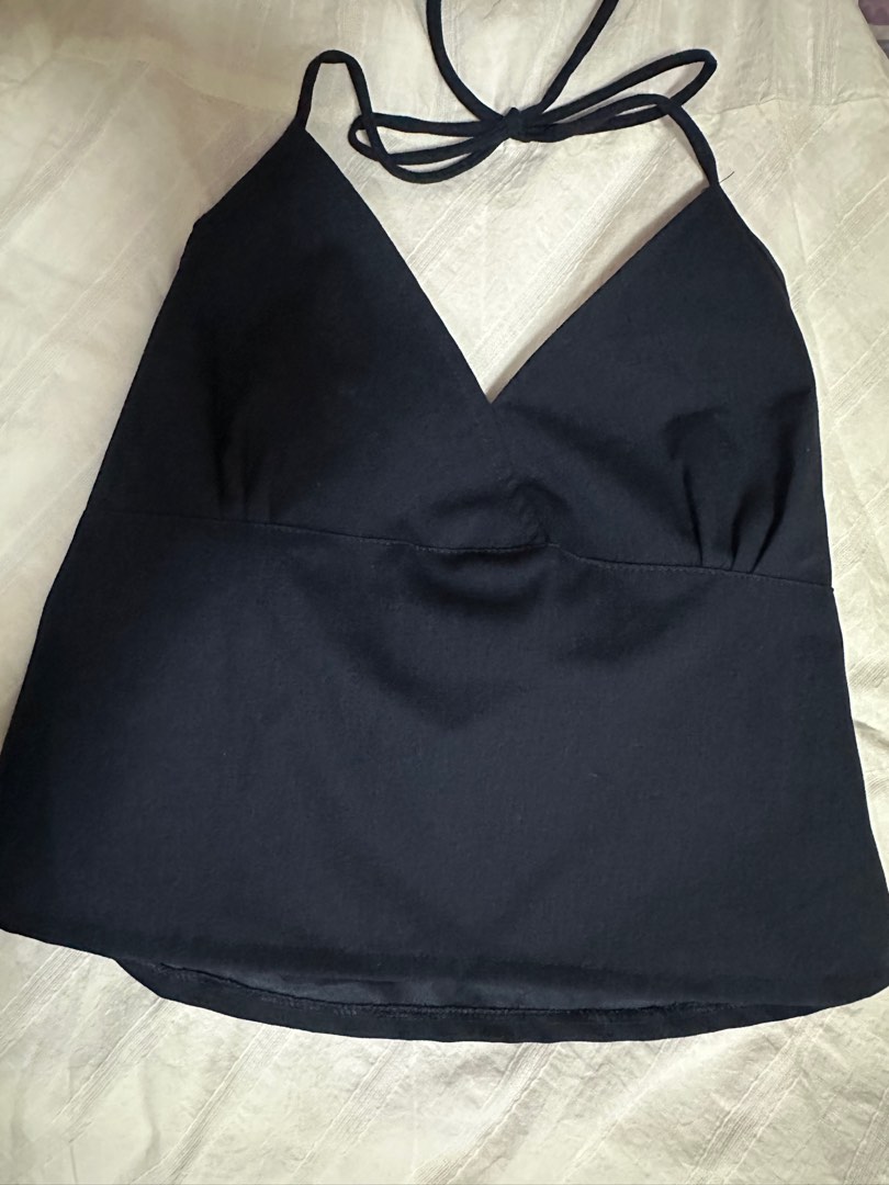 miu the label maui top, Women's Fashion, Tops, Sleeveless on Carousell