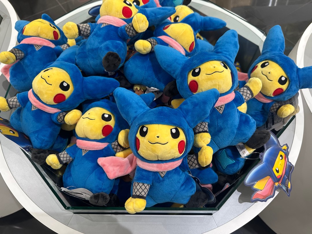 Pokemon centre 日本限定公仔 比卡超 忍者, 興趣及遊戲, 玩具 & 遊戲類 - Carousell