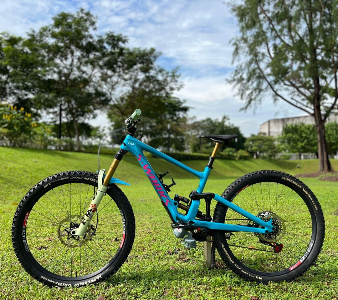 S -works enduro fully loaded, Sports Equipment, Bicycles & Parts ...