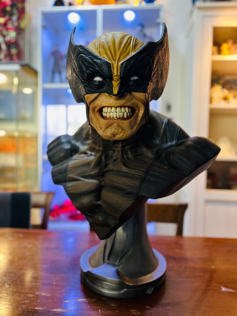 Sideshow Collectibles Marvel Wolverine Life-Size Bust Statue (not Hot ...