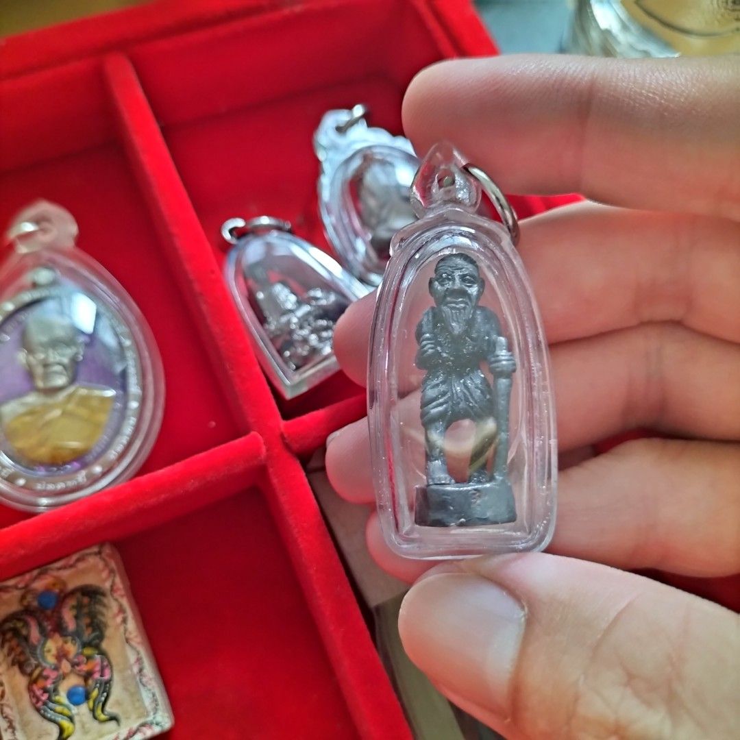 Thai Amulet ready to wear ChuChok Lp Tim wat phra Khao 41, Hobbies ...