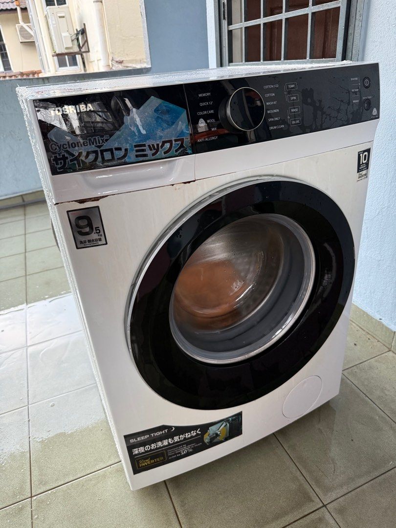 Toshiba Inverter 9.5kg Rosak, TV & Home Appliances, Washing Machines ...