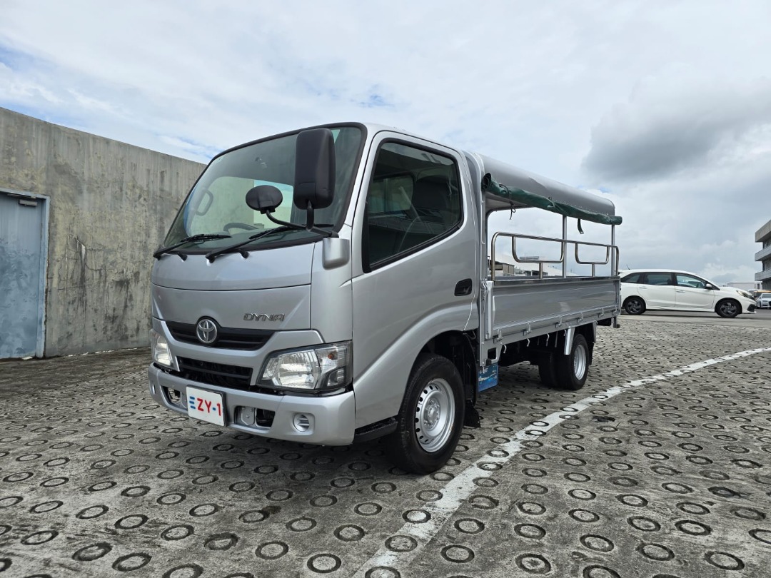 Toyota Dyna 3.0M Manual, Cars, Commercial Vehicles, Used on Carousell