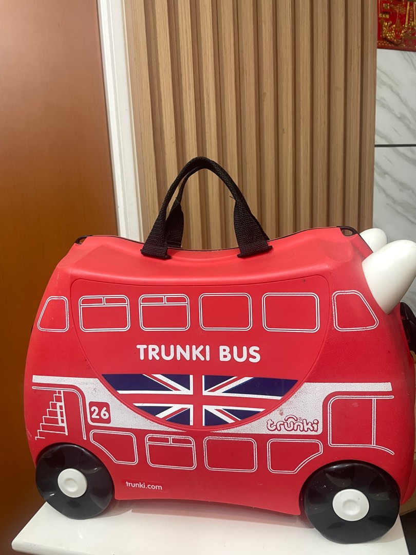 Trunki Luggage London bus, Babies & Kids, Babies & Kids Fashion on ...