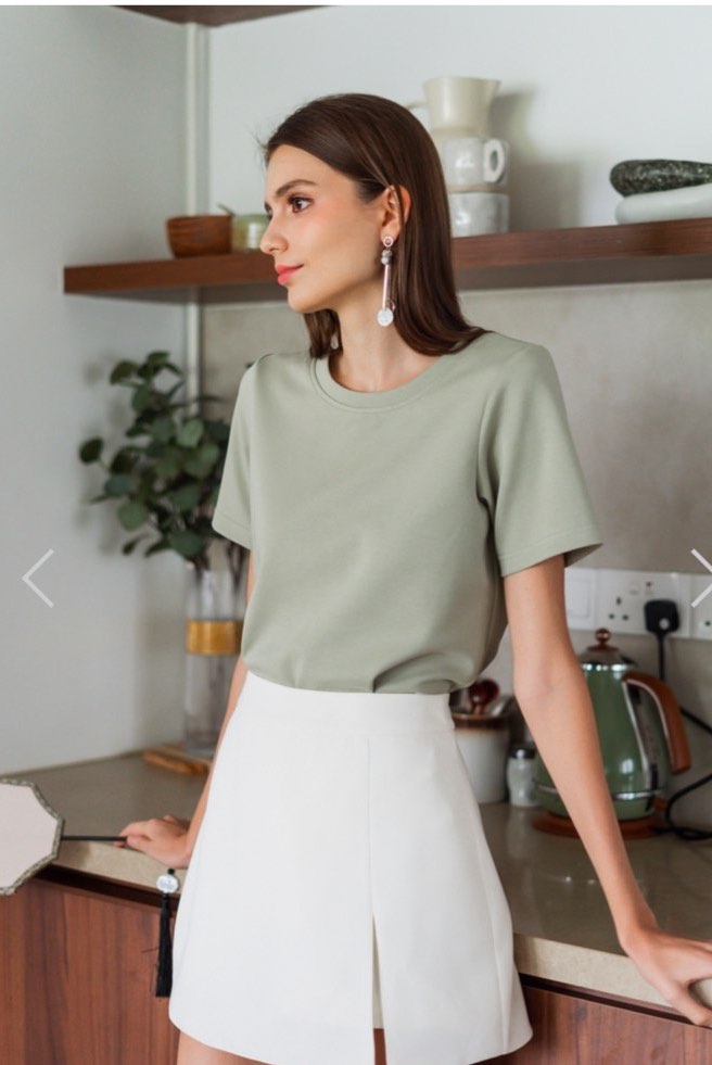 TSW the stage walk dottie basic shift too in sage, Women's Fashion, Tops, Blouses on Carousell