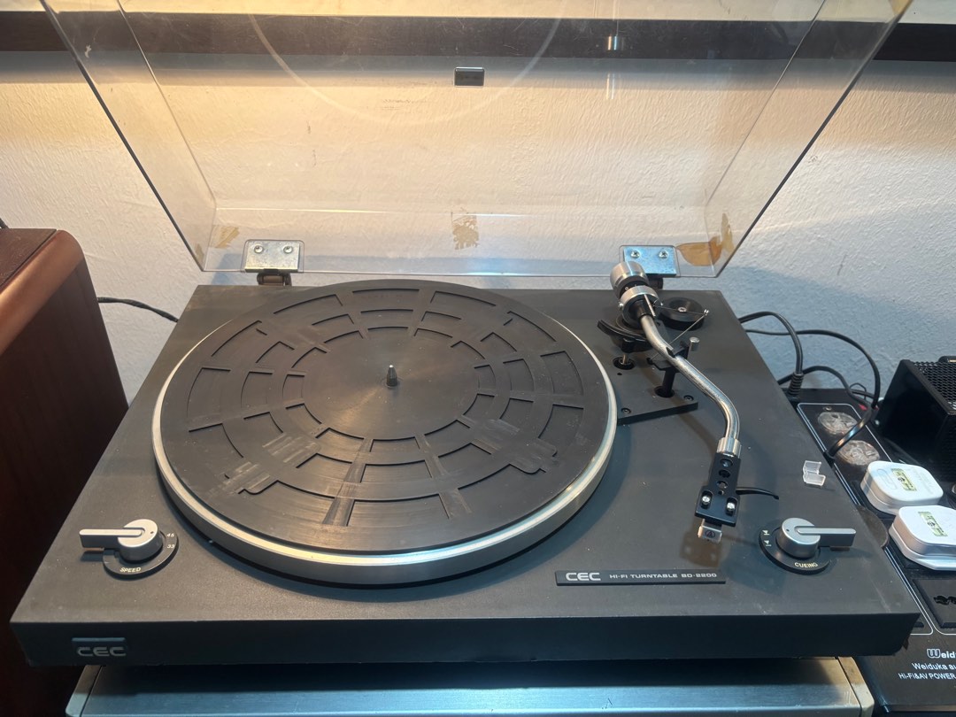 Vintage CEC Turntable, Audio, Other Audio Equipment on Carousell