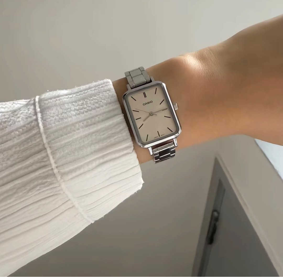 Vintage Minimalist Casio Rectangle Face Watch, Women's Fashion, Watches ...