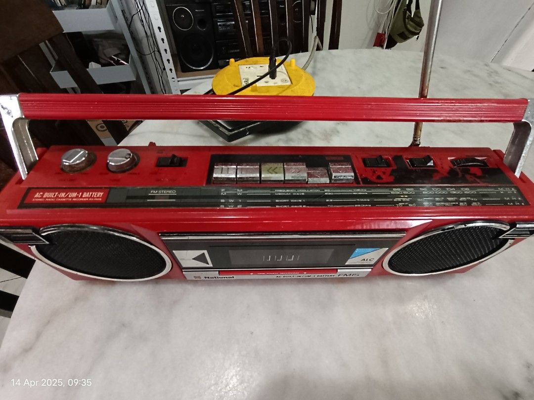 Vintage national mini boombox fm15, Audio, Portable Music Players on ...