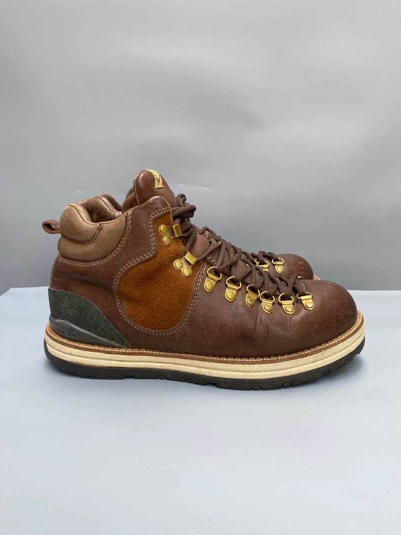 Visvim Serra Boots, Men's Fashion, Footwear, Boots on Carousell