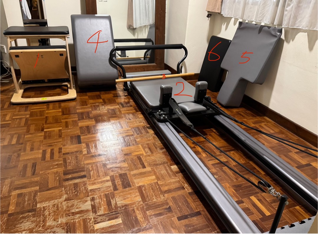 Balance Body reformer set and chair(6 pieces), Sports Equipment ...