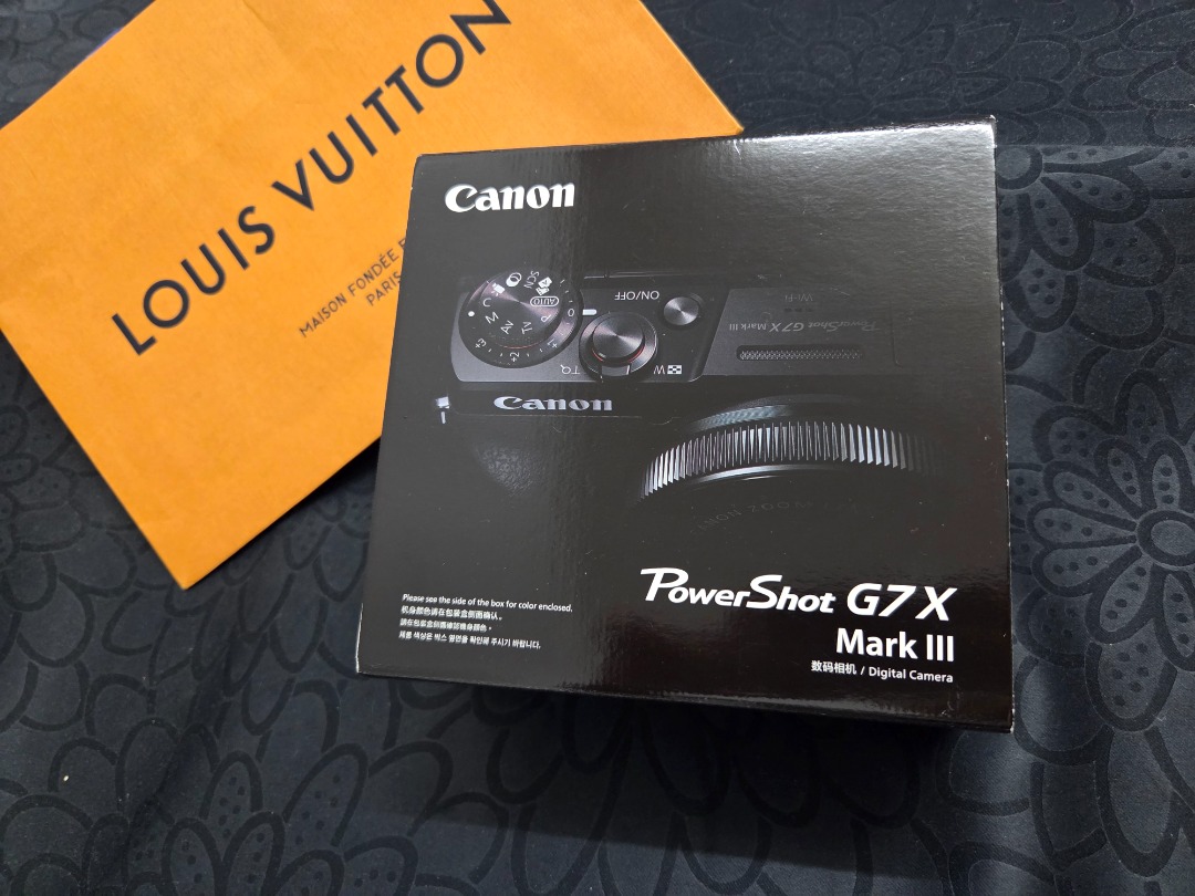 Canon G7X Mark 3/III Silver, Photography, Cameras on Carousell